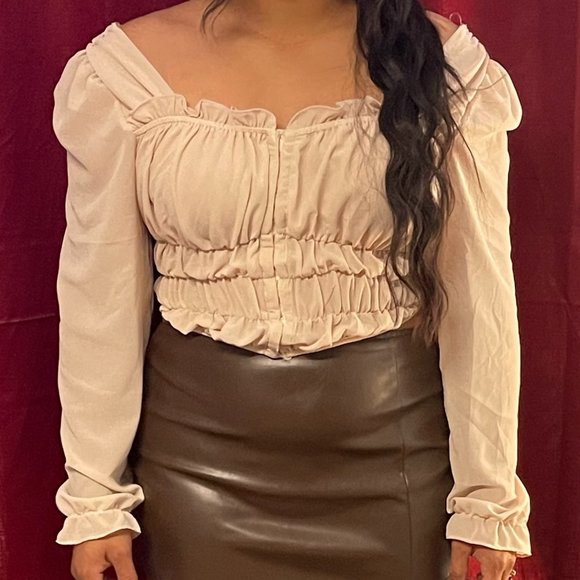 StoryOn | Tops | Story On Hookedup Corset Top With Feminine Mesh Ruched ...